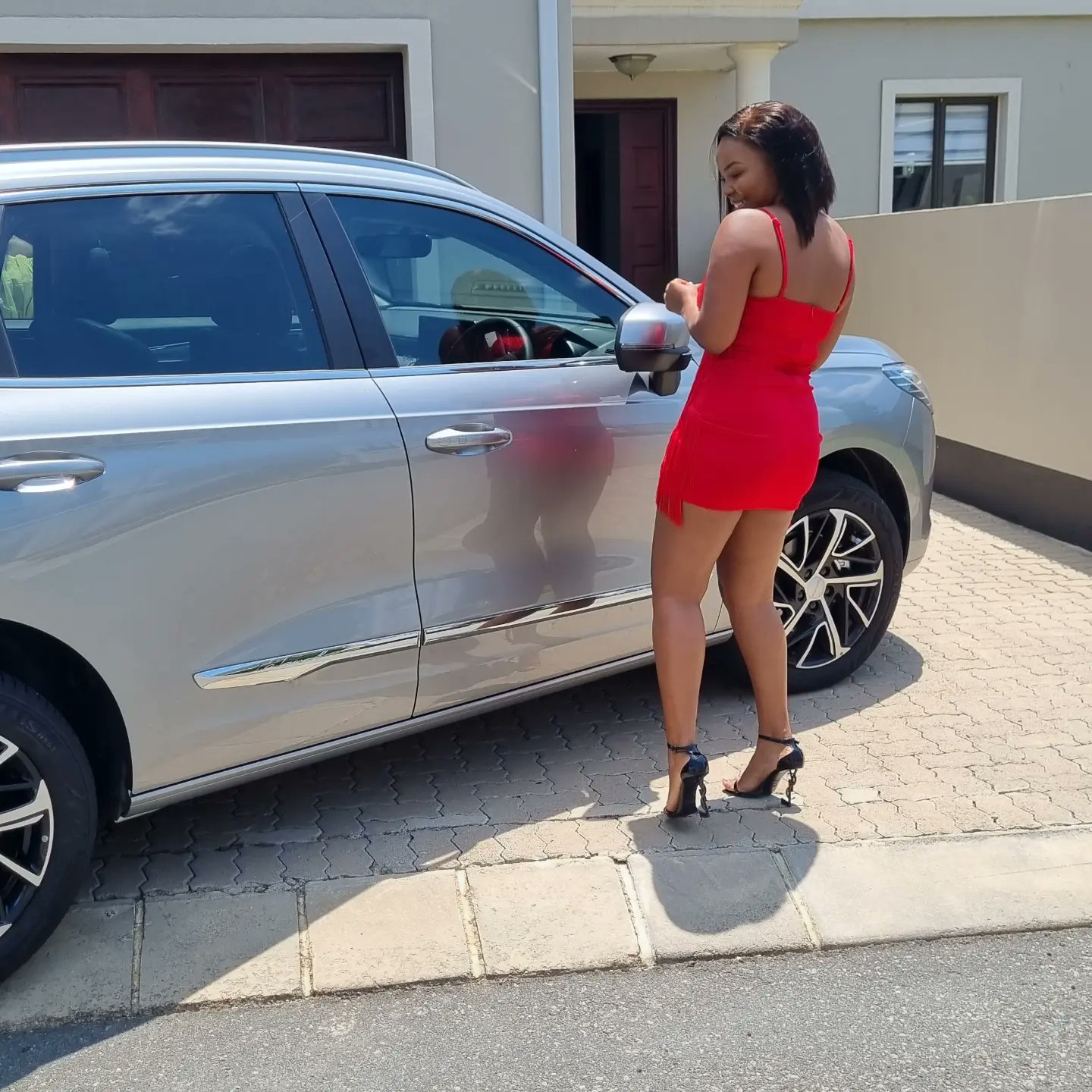 Mpumza On Twitter My 14 Year Old Daughter Claiming That My Dress Is