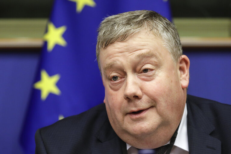 Alexander Bakker on Twitter: Alexander Bakker on Twitter: