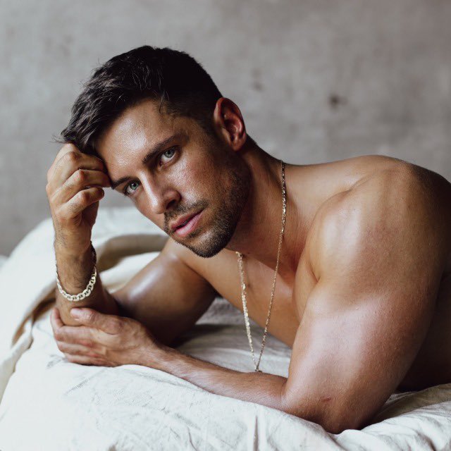 Hot Dudes Good Mood 🇺🇦 on Twitter: "RT @ItsToddW: Handsome Ryan Greasley ️ @ryan_greasley"