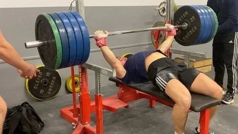 SHIV on Twitter: "@notthreadguy POV: TG on the benching pressing 440lbs with the burks on! https ...