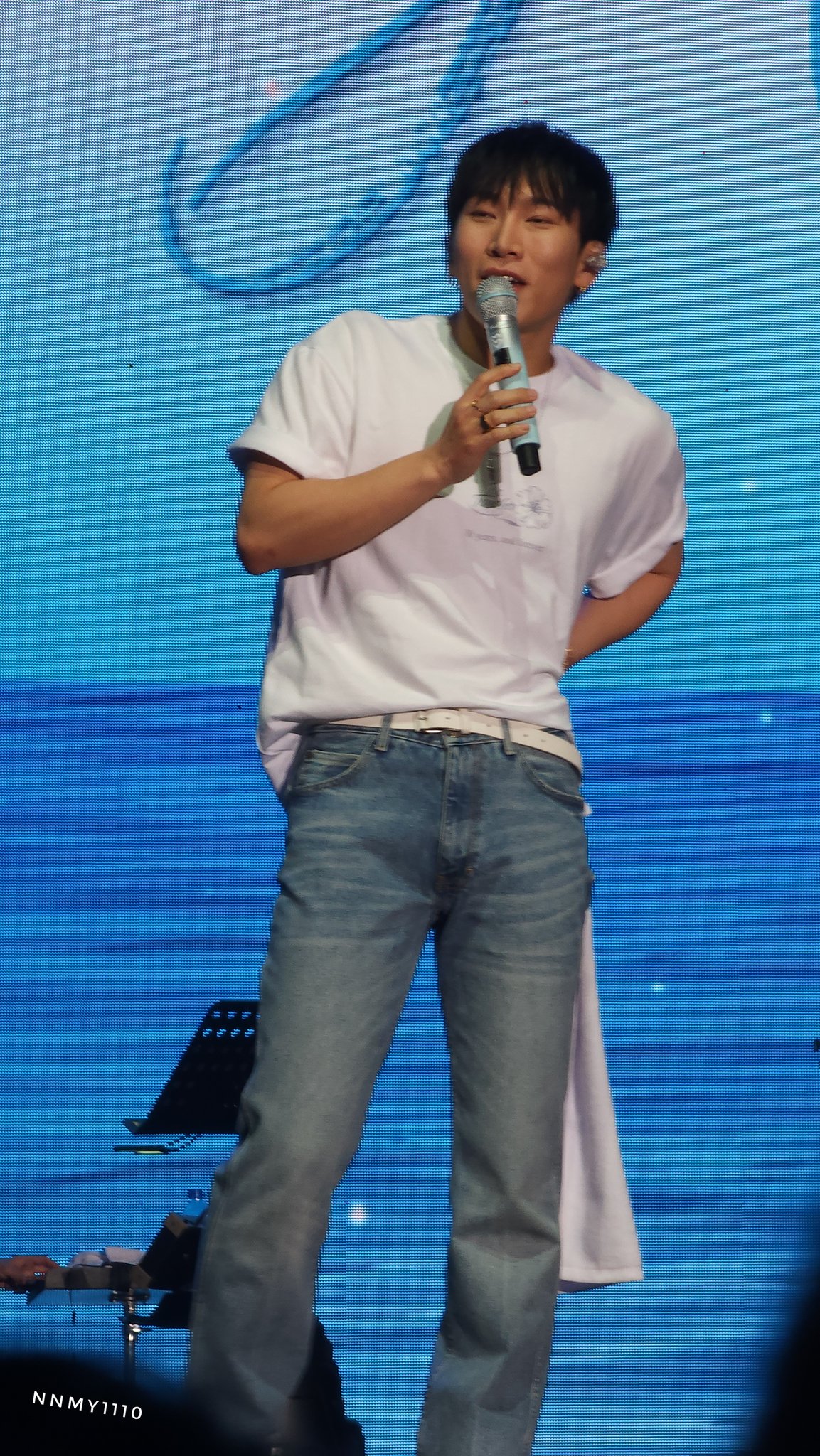 NNMY on Twitter: "Minhyuk - Anti fragile https://t.co/A3rnDuoW29" / Twitter