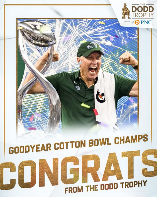 The Dodd Trophy presented by PNC - Peach Bowl