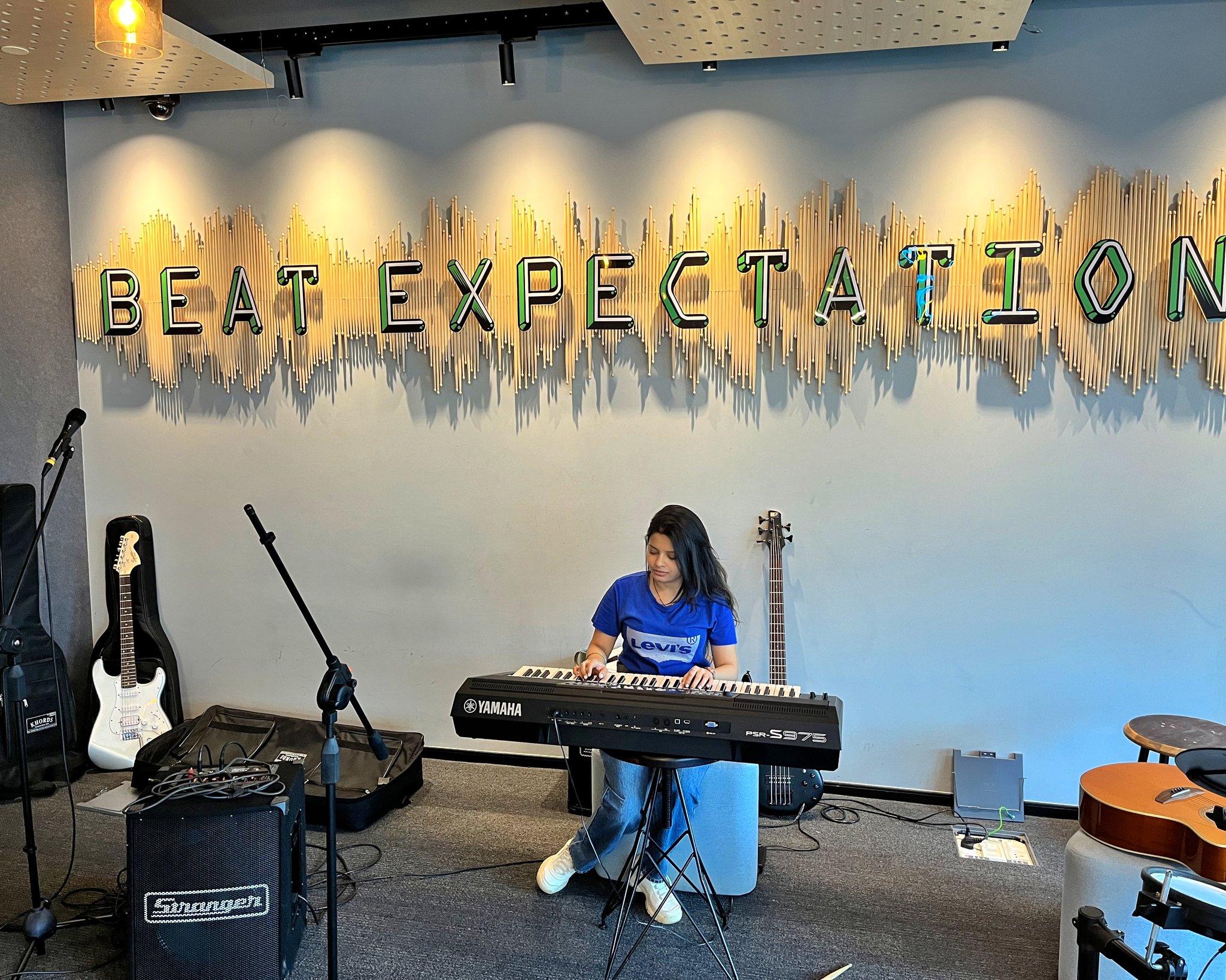 Archy Gupta on Twitter: "Work from office🙌 #lifeatnow #throwback https://t.co/70shFXaqEd" / Twitter