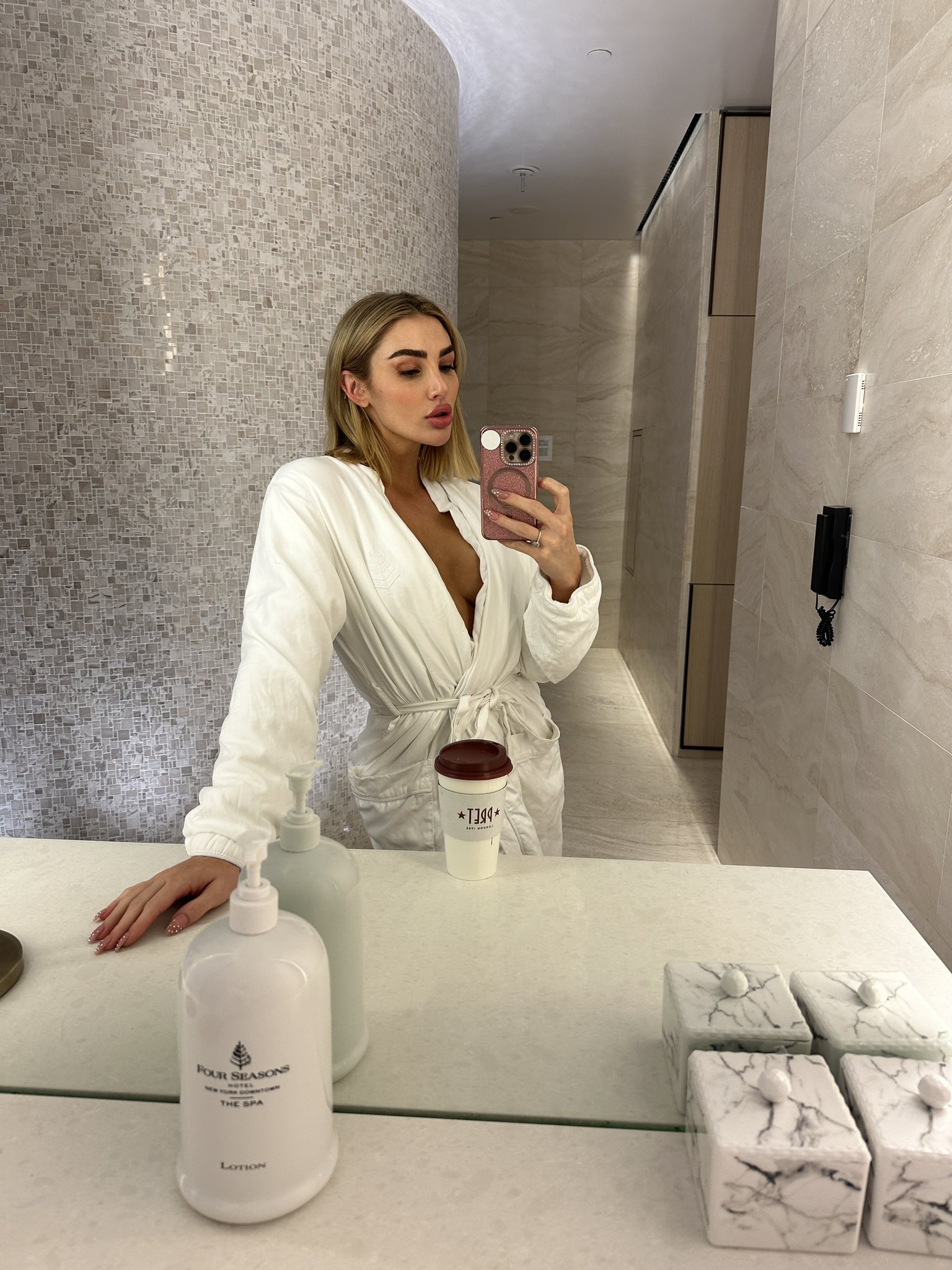 Kenzie Anne 💖 On Twitter Untouchable Aura Glow 💅🏼 O8gbetusqs Twitter