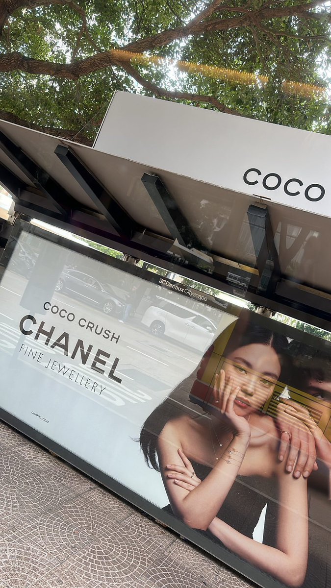 บบ on Twitter: "เจนนี่ chanel coco crush campaign ad ที่ฮ่องกง สวยมากก #JENNIE"
