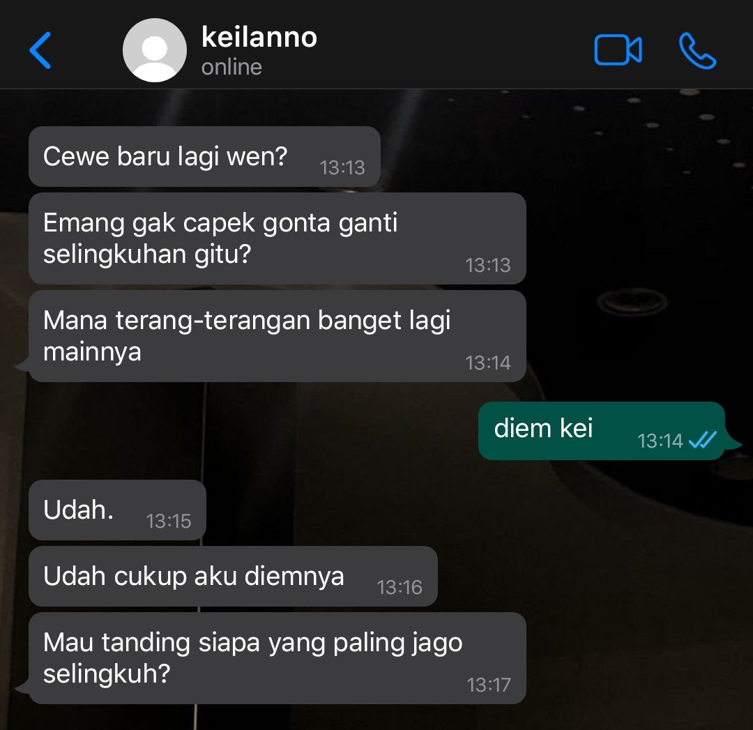 zel on Twitter: "Hyuckren au. "Kalau rasanya sudah hilang, kenapa tetap dipertahankan?""