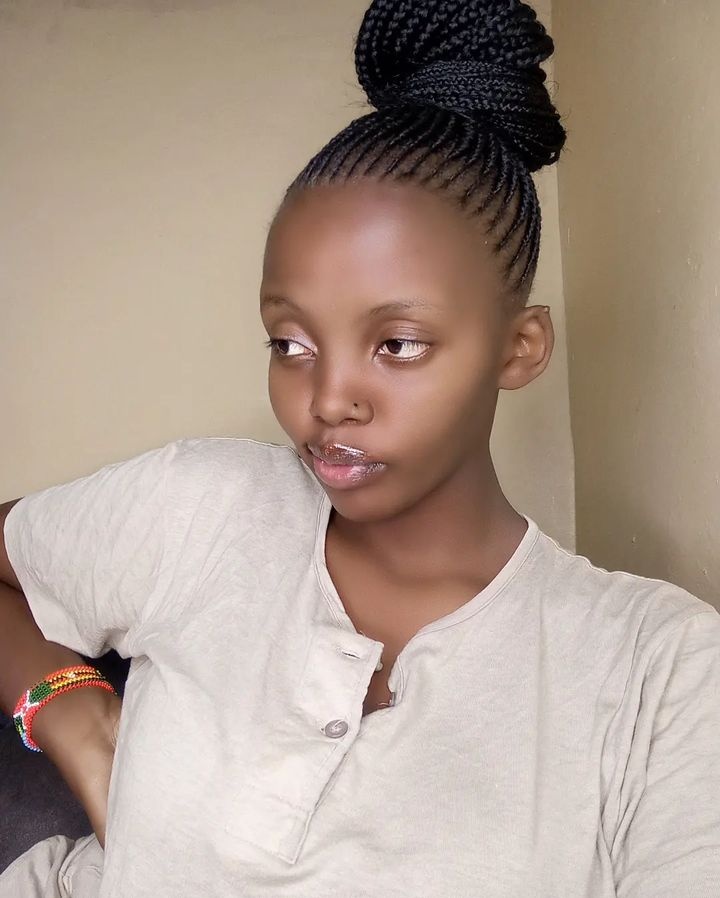 CHALII🦴 on Twitter: "Watumiaji wa tiktok huyu dada ana sifa gani? https://t.co/piOcDvcwxn" / Twitter