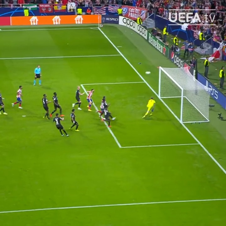 UEFA Champions League on Twitter: "This 98th minute chaos... 🤯 #UCL"