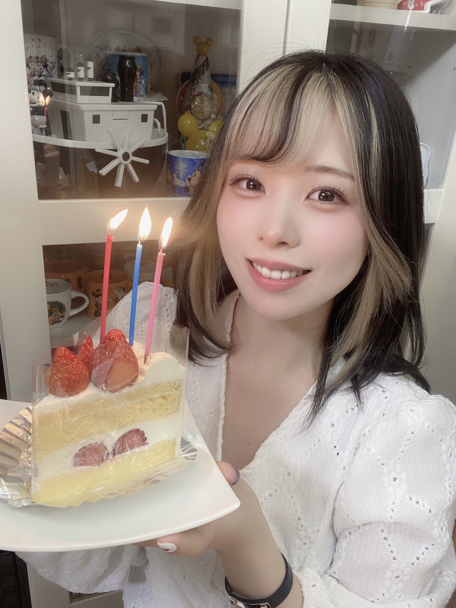 NANAMI【QUEENS】1月8日生誕祭 on Twitter: "1年ぶりに誕生日きた～！ https://t.co/5UkKCEJs5a" / Twitter