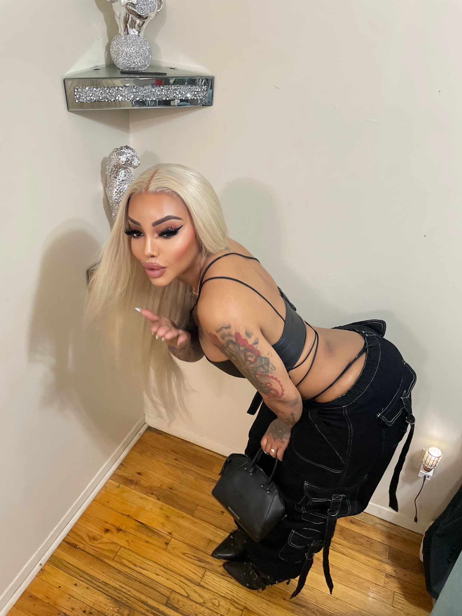 Ts tattedBarbie on Twitter: "Check me out https://t.co/36mWF5qn1p https://t.co/RDxUhJSv4u" / Twitter