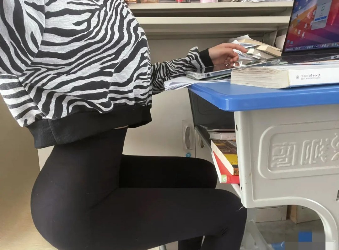 反差研究生学姐 on Twitter: "💟 每日大赛 第4期 🍓 学生婊 大赛 📝 评论区转发留言跟帖 （晒出你身边的学生婊，并发出学校，其他信息自行决定发出） 我先来 大连理工大学 ...