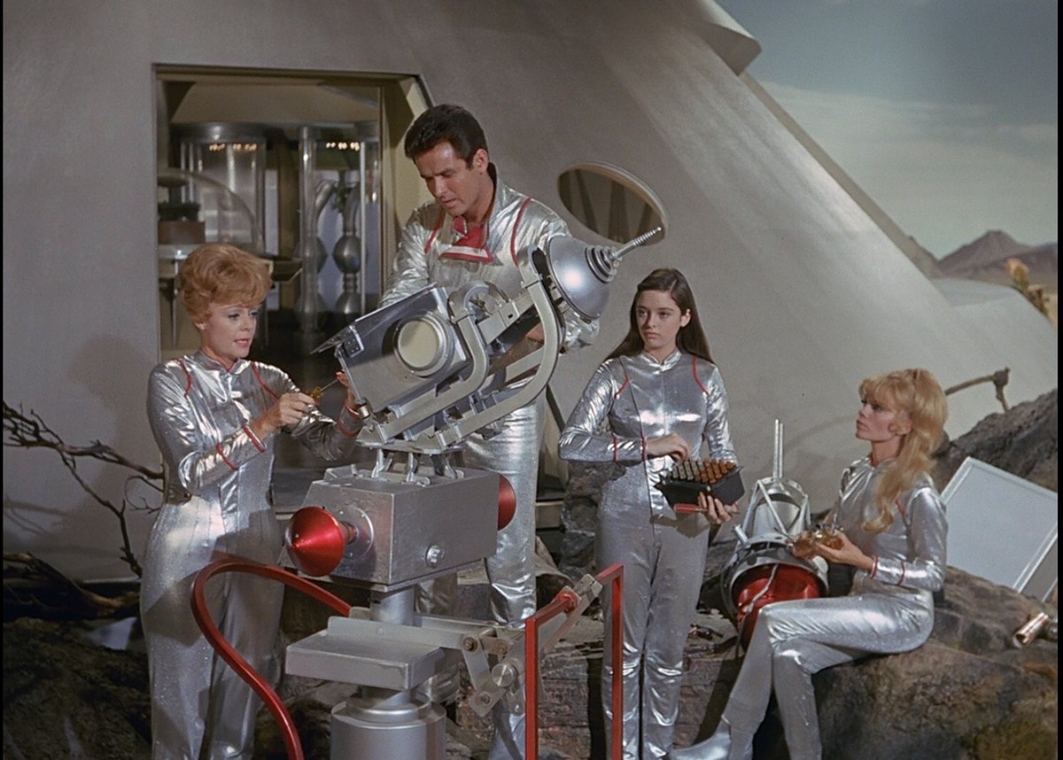 Space Princess On Twitter Lostinspace 2546