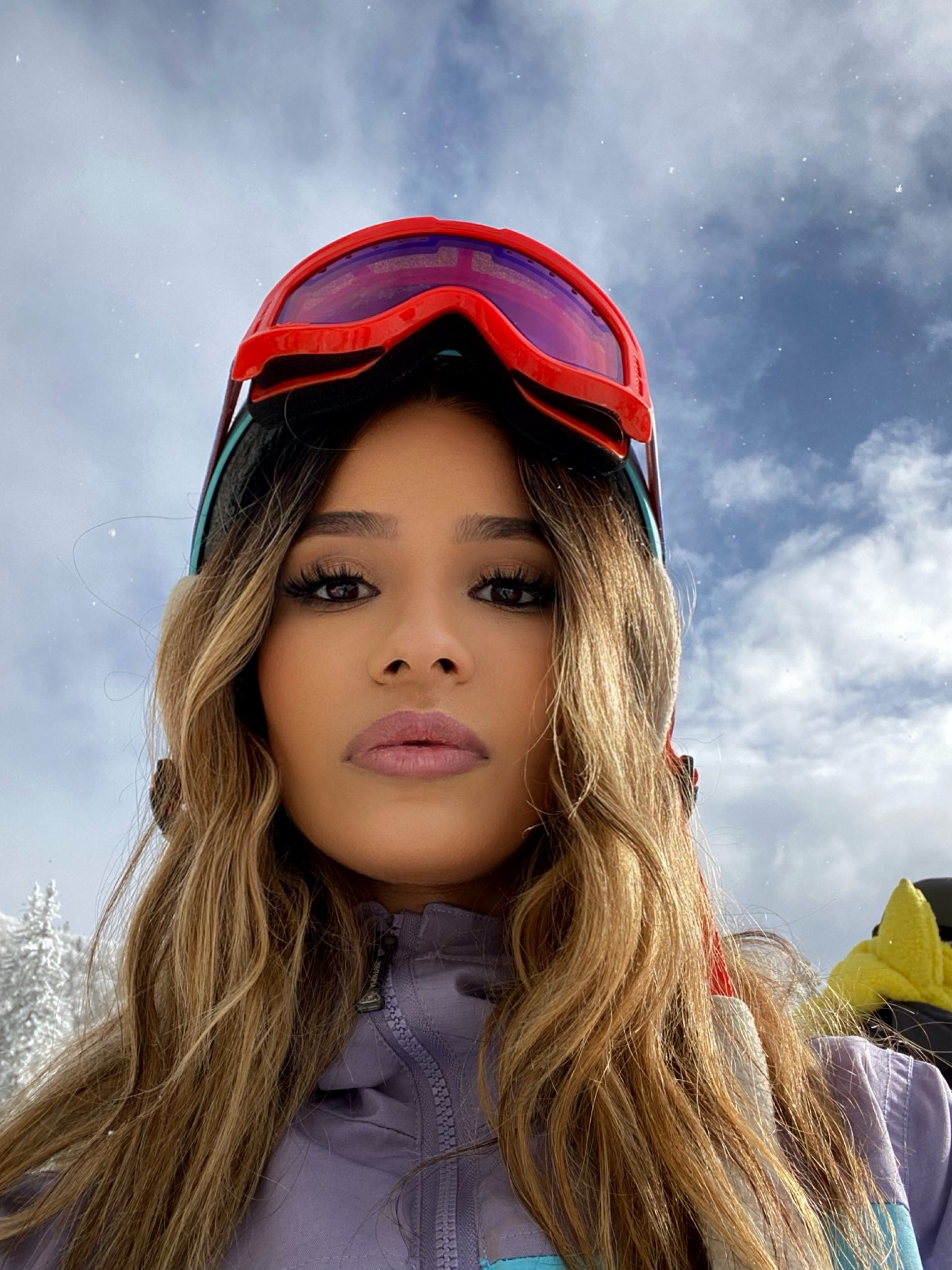 nat nat on Twitter: "nice 👍🏼🏂😏 https://t.co/gm2gIwvuIi" / Twitter