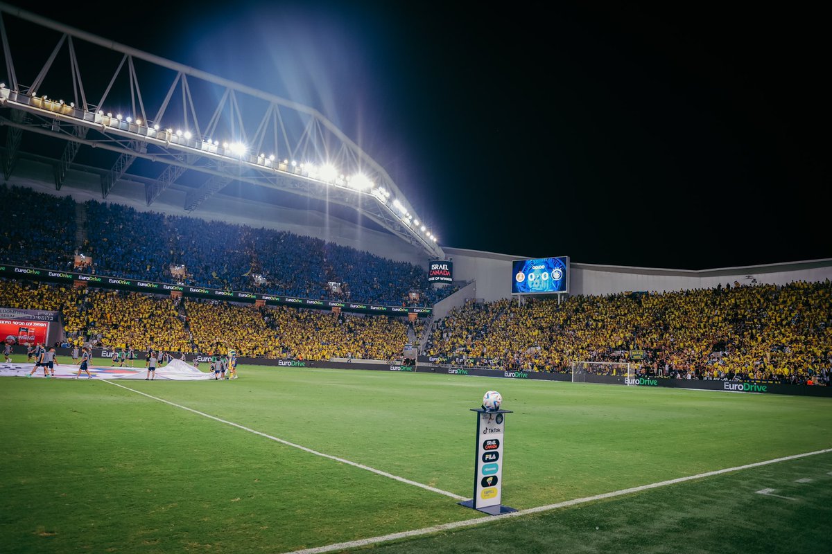 Maccabi Tel Aviv Fc On Twitter מספר אוהדים בודדים שנהמו לעברו של שחקן