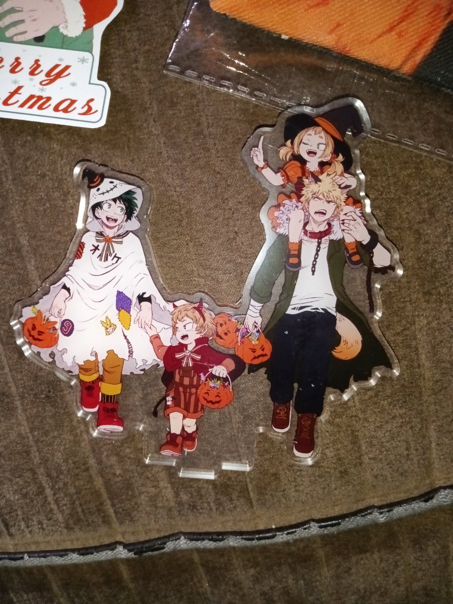 Athena-av art 🧡🐰💚 Preorders in shipping status on Twitter: "RT @sparklezmagic: Look what arrived ...