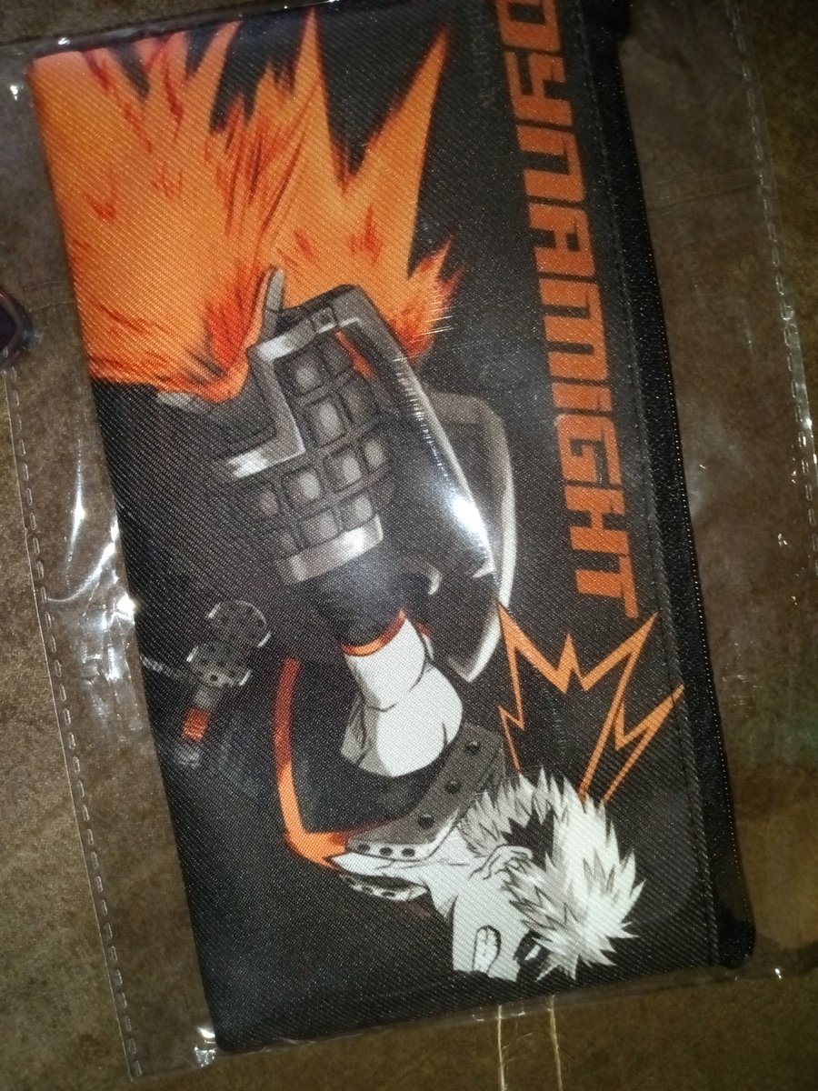 Athena-av art 🧡🐰💚 Preorders in shipping status on Twitter: "RT @sparklezmagic: Look what arrived ...