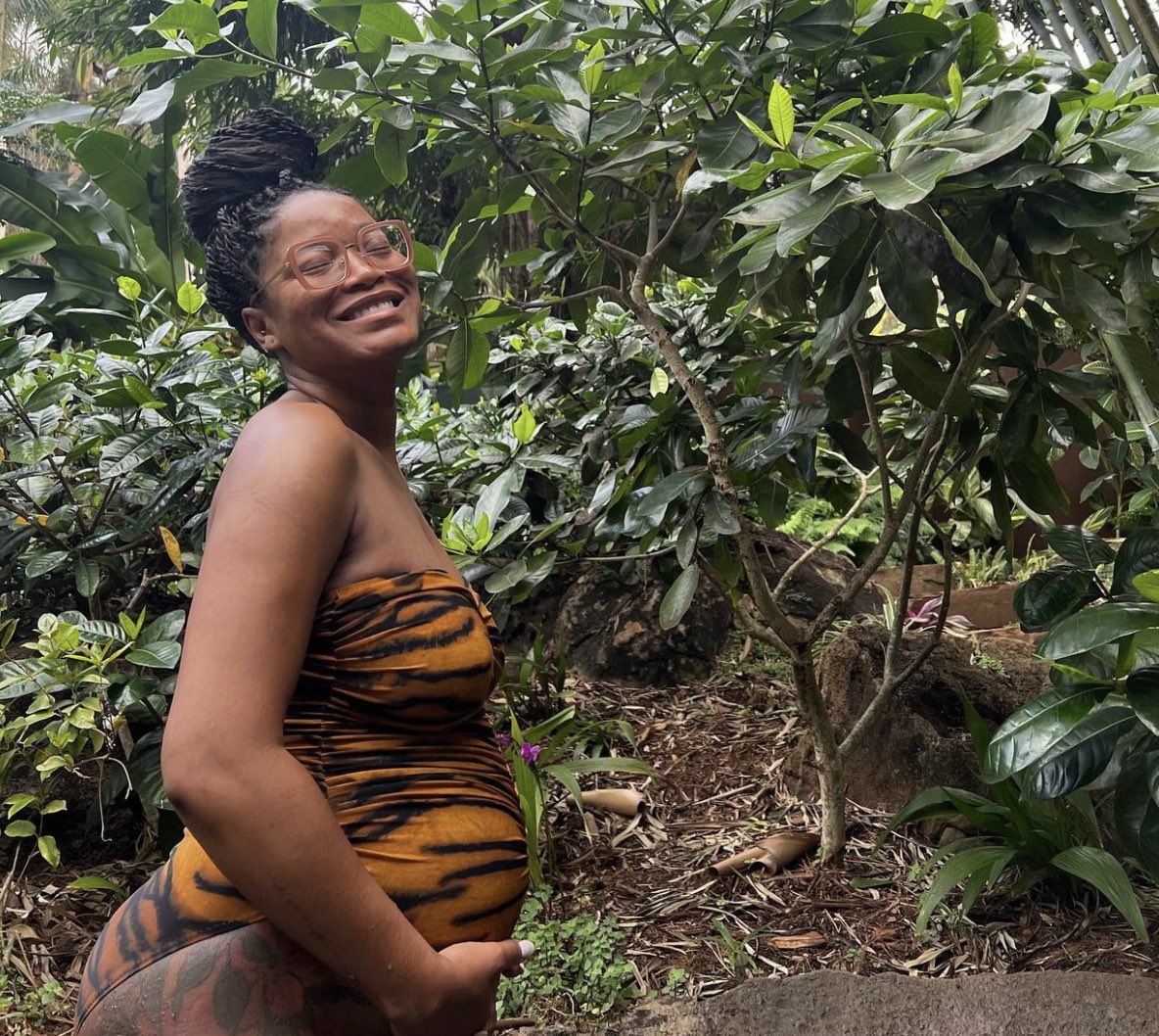 MEFeater Magazine on Twitter: "Keke Palmer shared photos from her baby moon trip 💕 https://t.co ...
