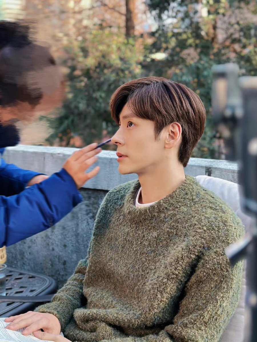 Miles Wei 魏哲鸣 Archive on Twitter: "📸 230104 Miles Wei Weibo Update #魏哲鸣 #WEIZHEMING #MILESWEI"