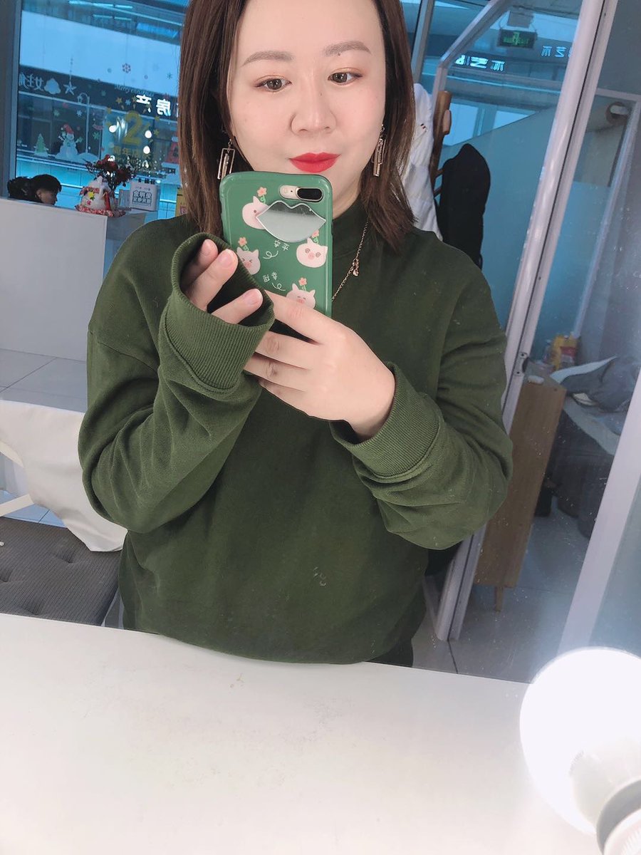 爱拍照的北京夫妻 On Twitter 收到粉丝反差小姐姐投稿。她和我说自己的身体想让人看到,又不想让人看到。