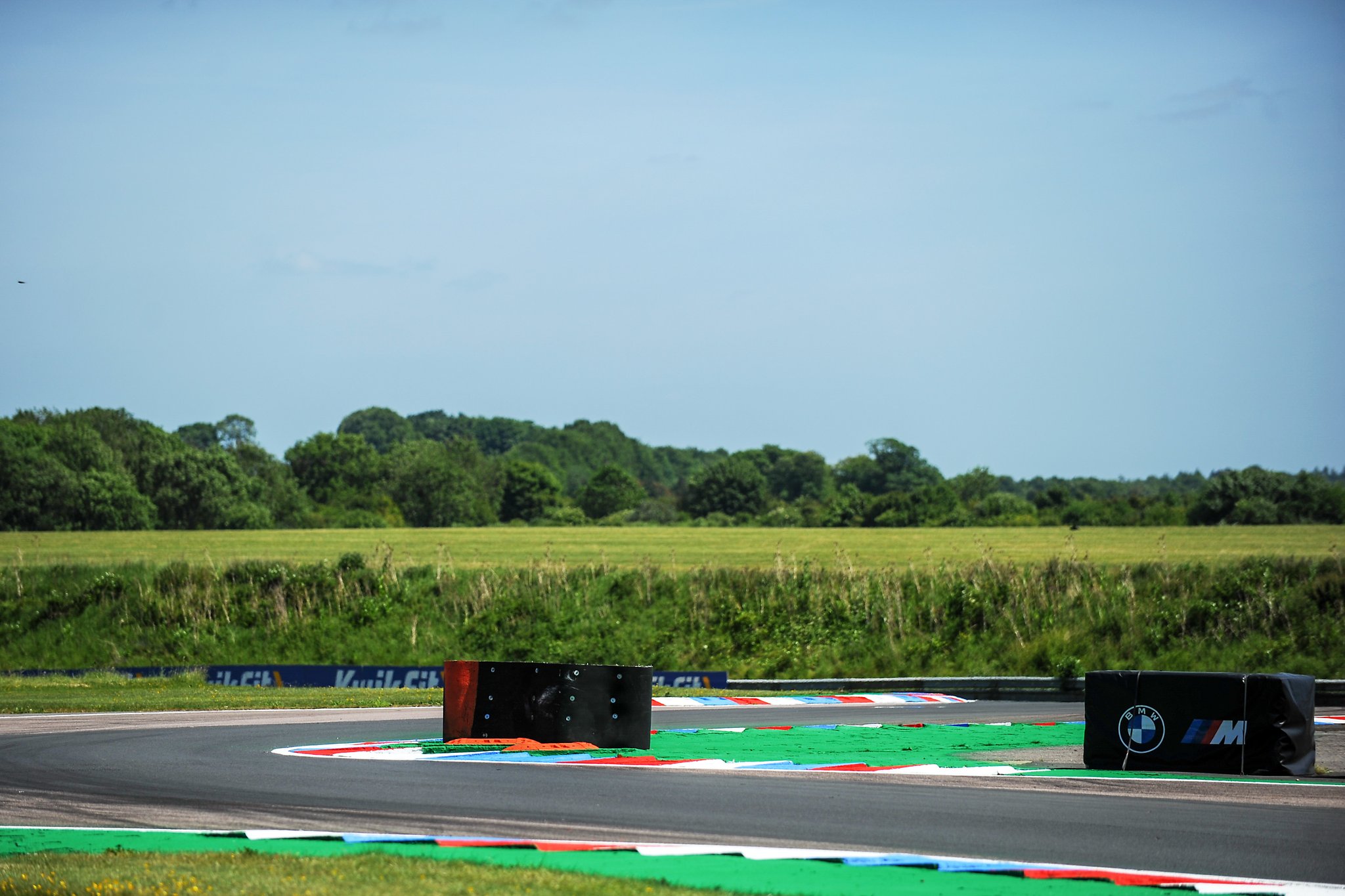 BTCC on Twitter: "It's #NationalTriviaDay! First up, we're starting you on an easy one... name ...