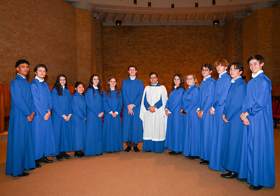 Worth School on Twitter: "🎶Here are Year 13 members of the school choir who came together for a ...