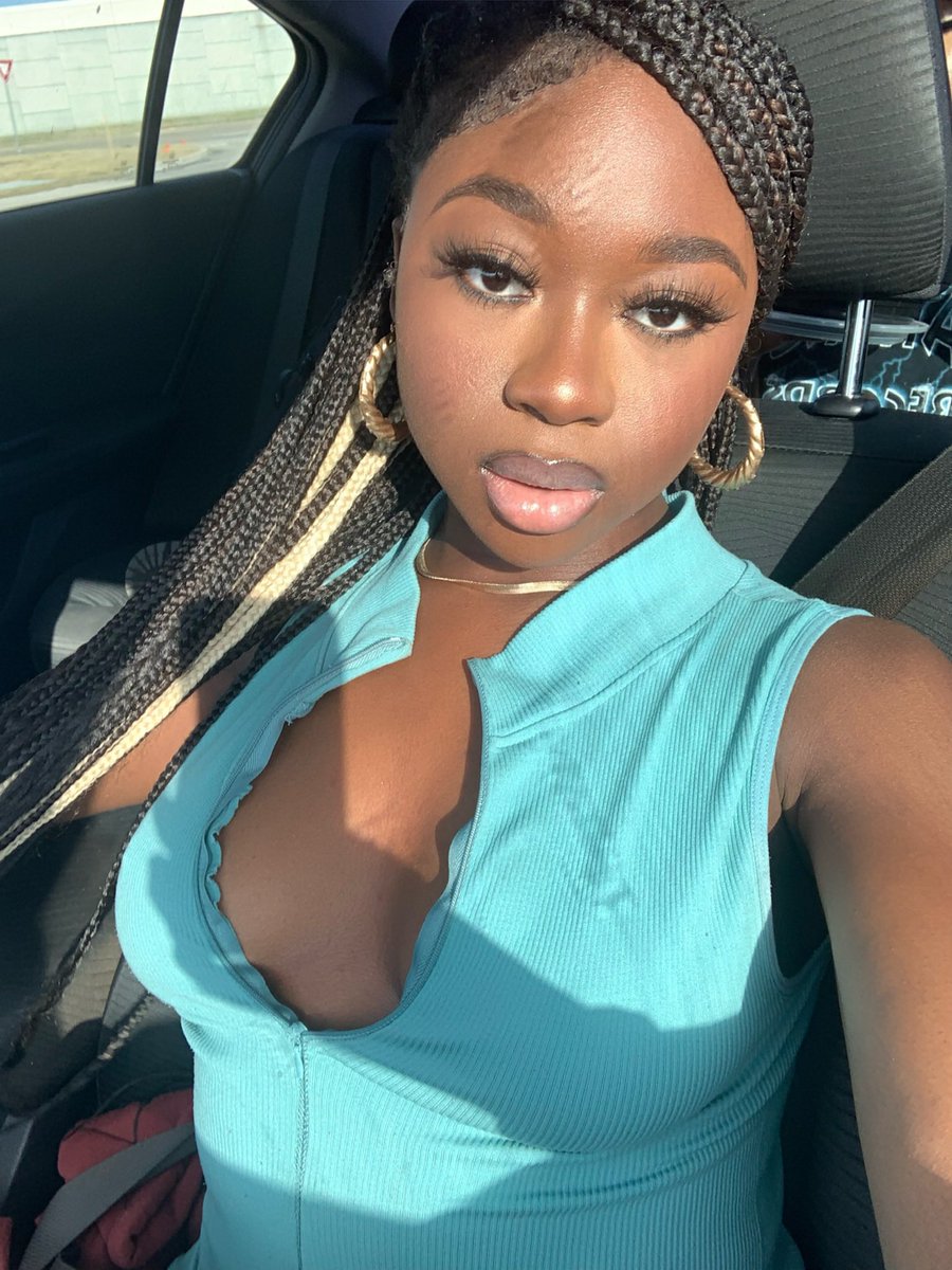 🇱🇷🇱🇦 on Twitter: "Too close to perfect 😻"