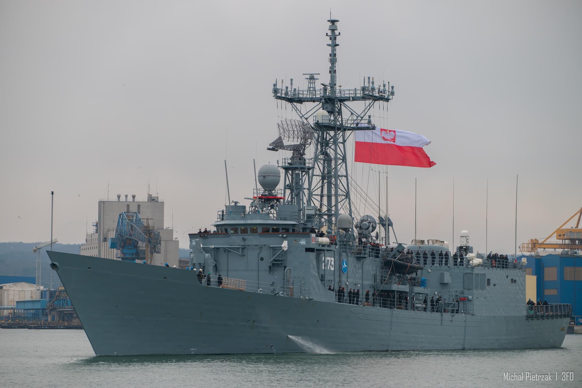 WarshipCam on Twitter: "Polish Navy Oliver Hazard Perry-class frigate ORP General Tadeusz ...
