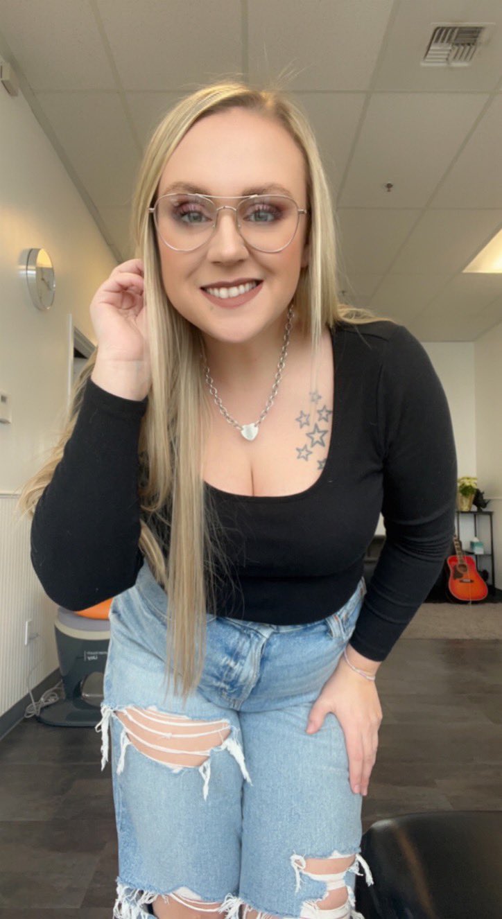 cASSiee on Twitter: "Felt cute, might delete later. https://t.co/jbHoa1bDRX" / Twitter