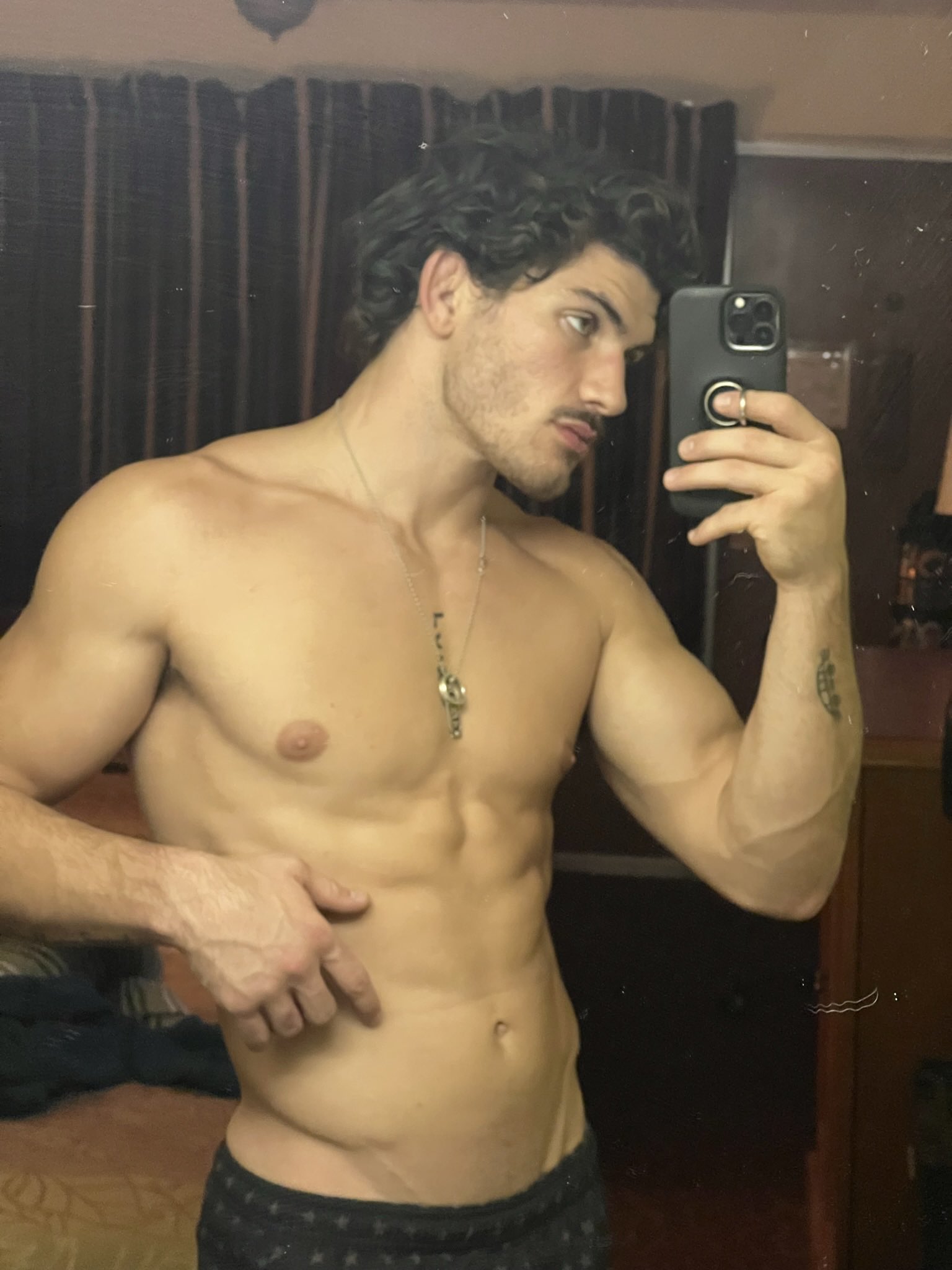 Sirs Models on Twitter: "https://t.co/5kPlTlBOqj" / Twitter