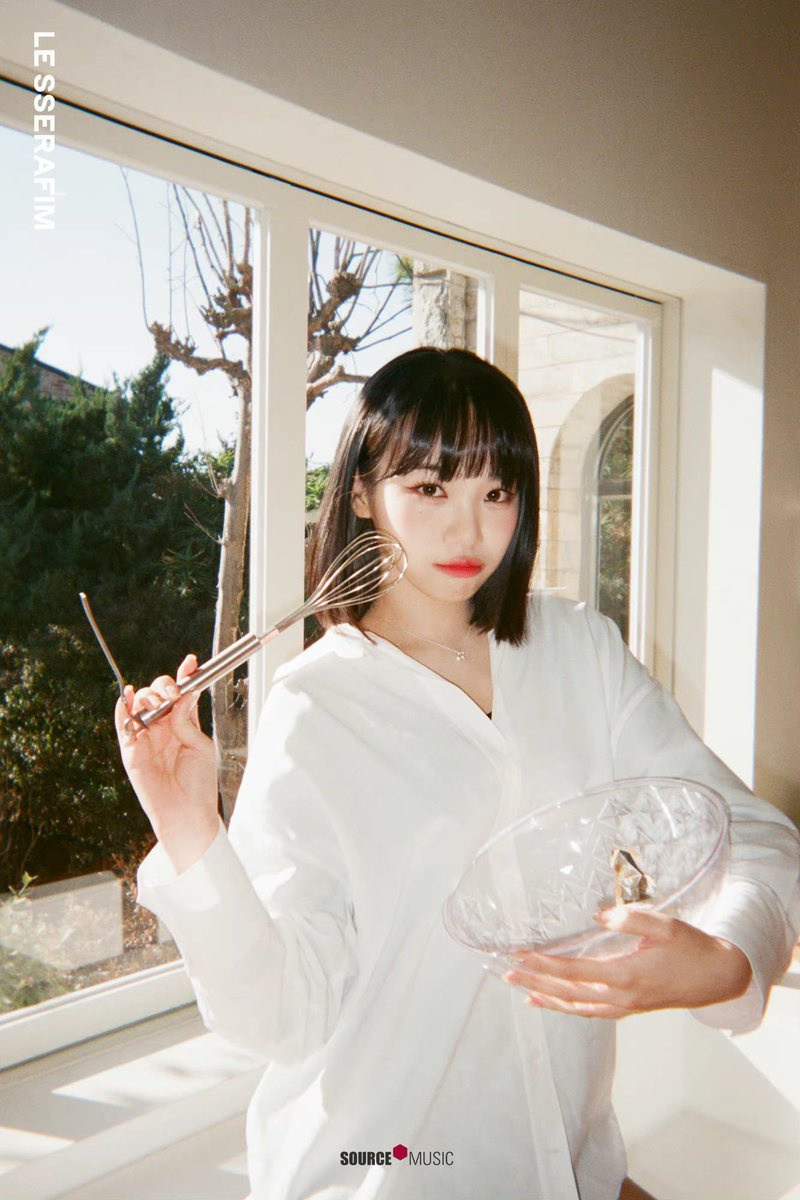 ONLYCHAEWON_TH🐯 on Twitter: "230105 | Weverse update KIM CHAEWON ‘First Love’ film photo รูปภาพ ...