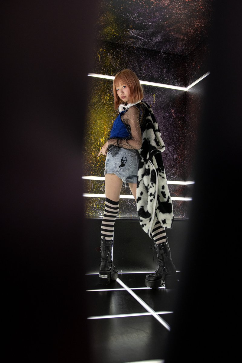 やまもといずみ☕️1/8ピノコデイジー🛋1/9ピクシー on Twitter: "RT @Izumi_Yamamoto_: 派手髪になったし、こういう感じもどんどん撮っていきたい気持ち ...