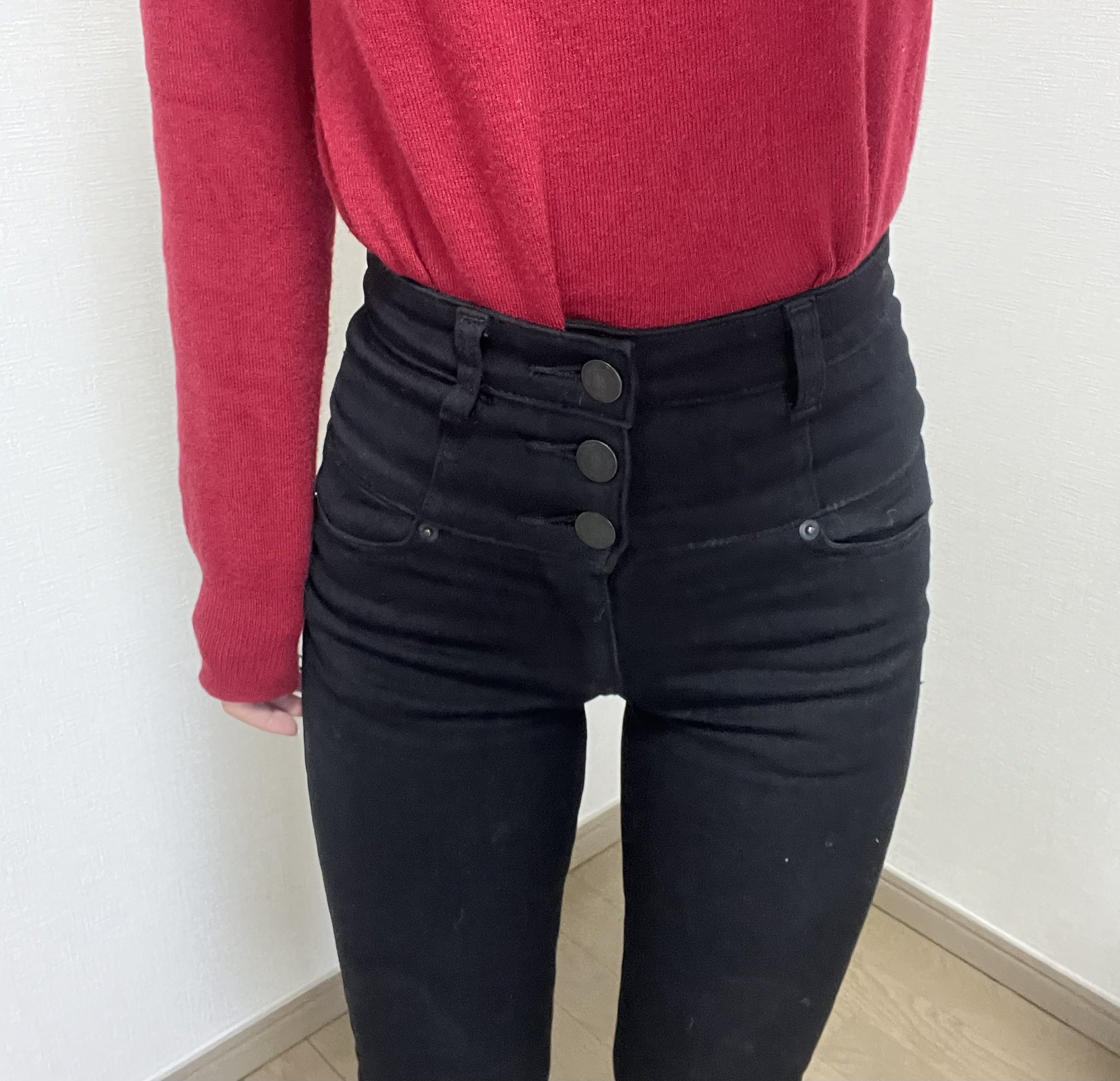 冷水 on Twitter: "超念願のEMODAスキニー0サイズ、 やっっっと履けたので購入…😭💖 1を試着して「0の方が良さそうですね！」って言われた時ほんとに嬉しくて泣くかと思った ...