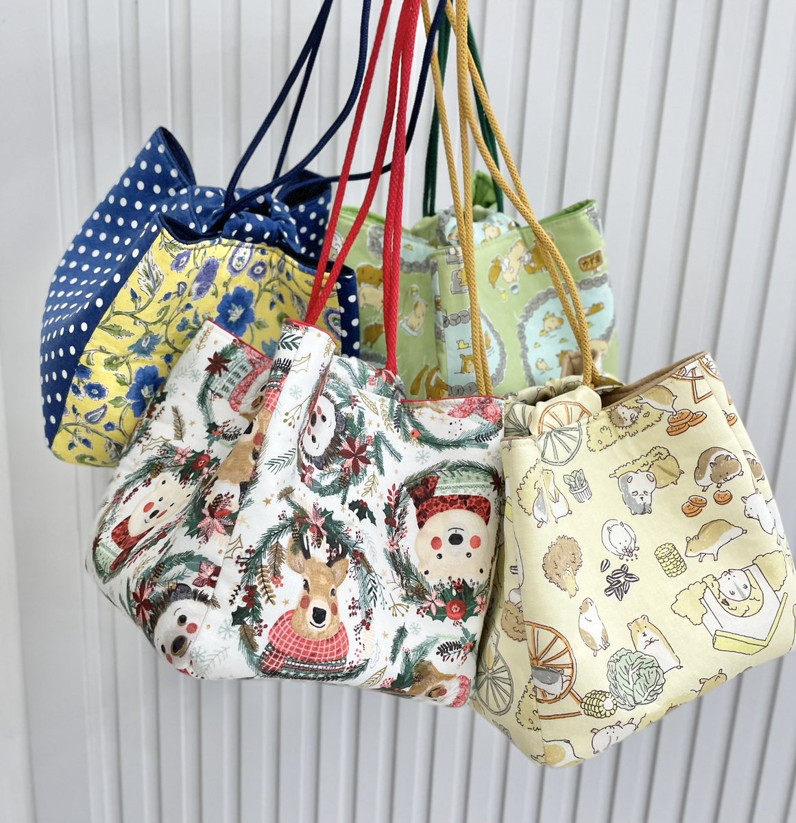 JJ on Twitter: "뜨개러 분들께 꼭 영업하고 싶은 KOMEbukuro 백/프로젝트백, 여섯 가지 패턴으로 판매하고 있습니다 ️ https://m ...