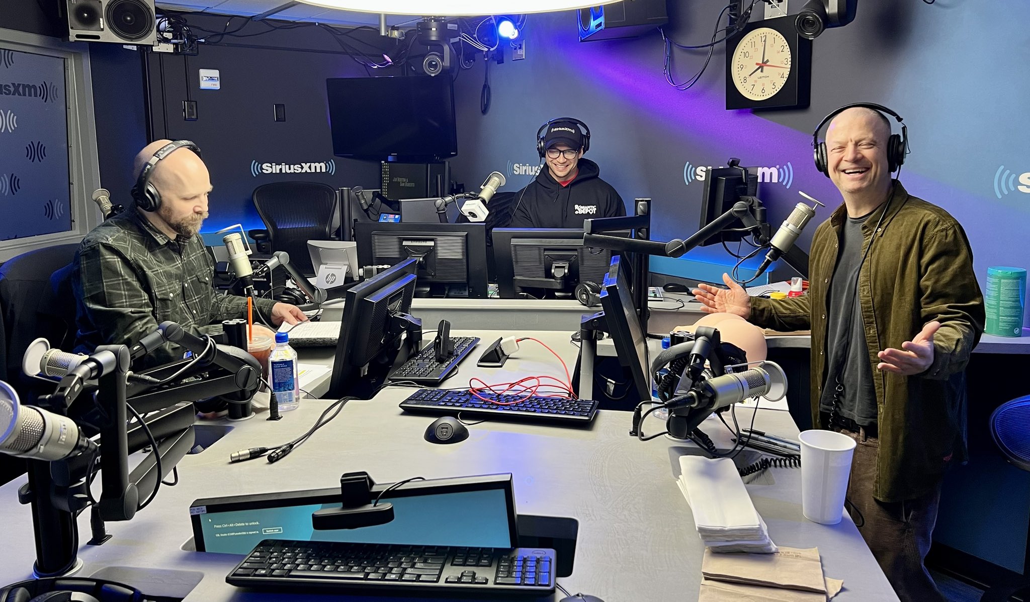 Jim & Sam on Twitter: "The corduroy kid @JimNorton and @notsam are live on @SIRIUSXM 103! https ...