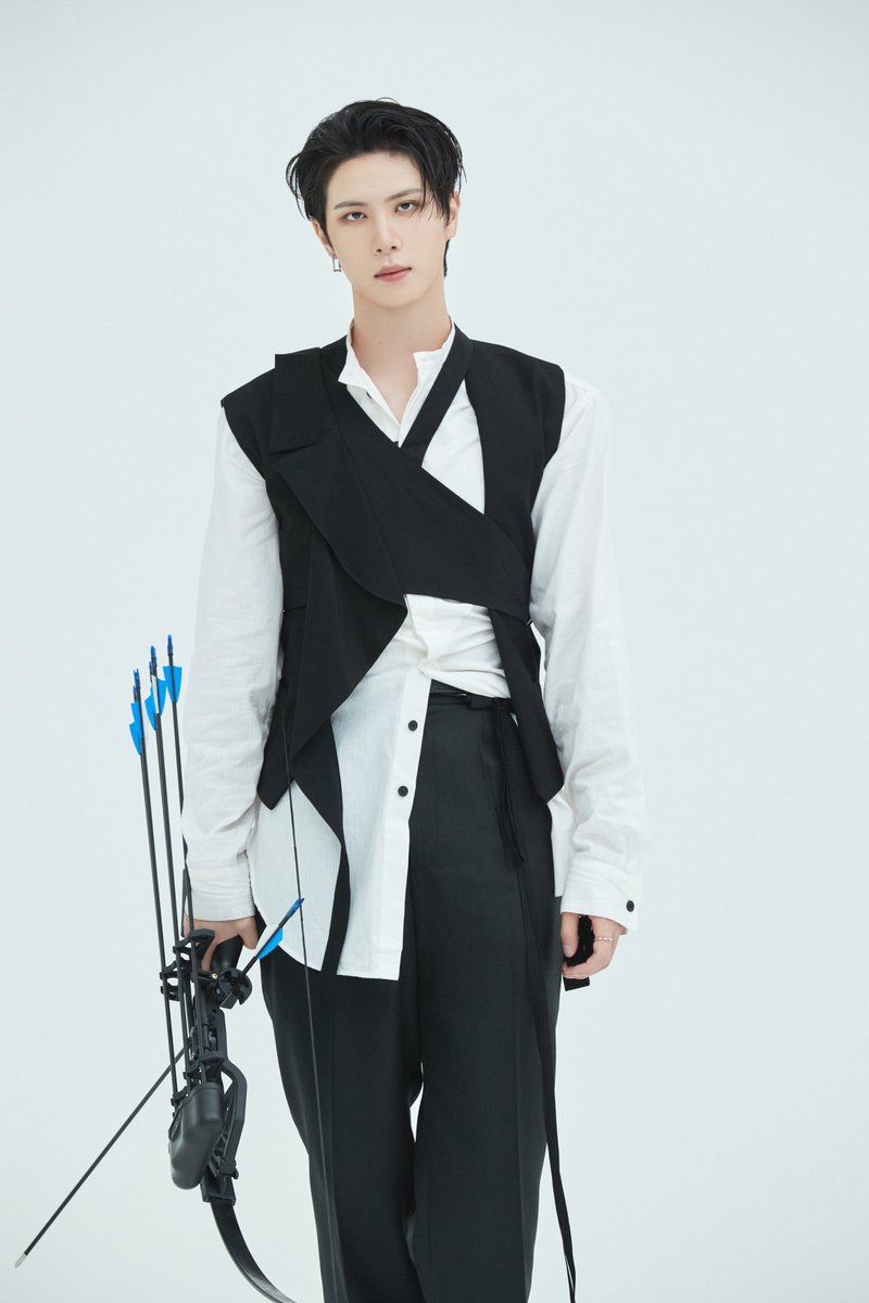 WEi • EN ESPAÑOL on Twitter: "230105 [UNIVERSE] WAKE UP AND RESIST 🐶 #위아이 #WEi #루아이 #RUi #김동한 ...