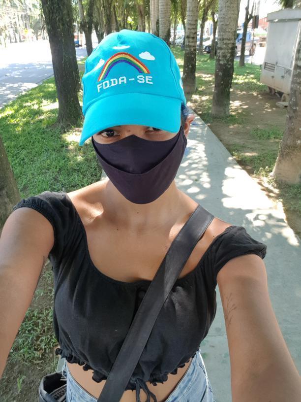 O Brasil Que Deu Certo on Twitter: "Tá todo mundo usando o BONÉ FODA-SE e nós recomendamos você ...