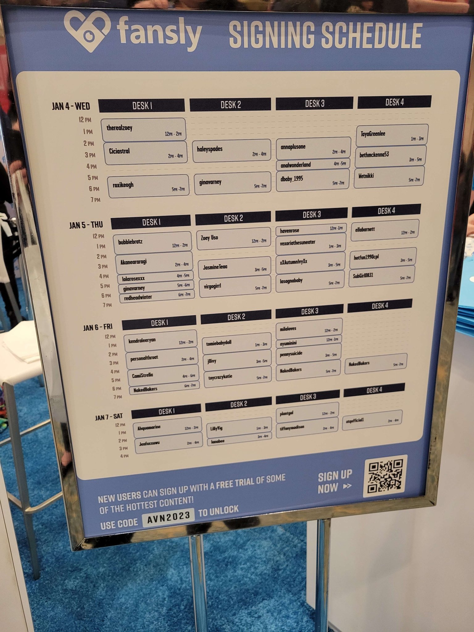 Vexoria The Sun Eater (Sexy snek vtuber) on Twitter: "We here!! ️ @fansly #vtuber #lewdtuber ...