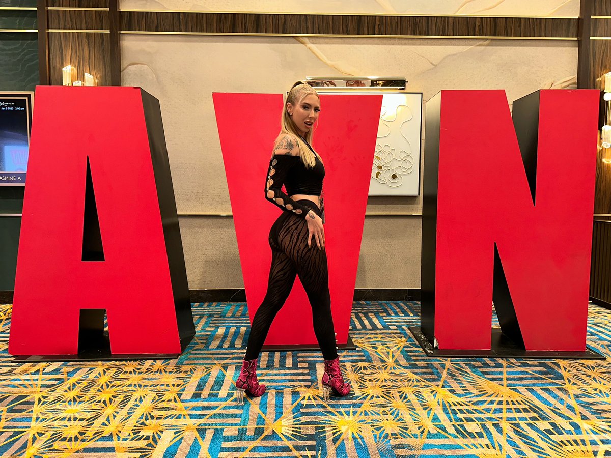 Cassidy Luxe On Twitter Day 2 đź’– Come Say Hi