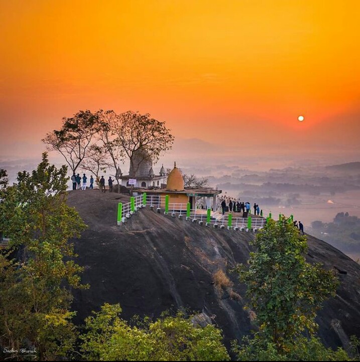 10 Extremely Beautiful and Divine Hindu Temples of Northeast India 1 ...