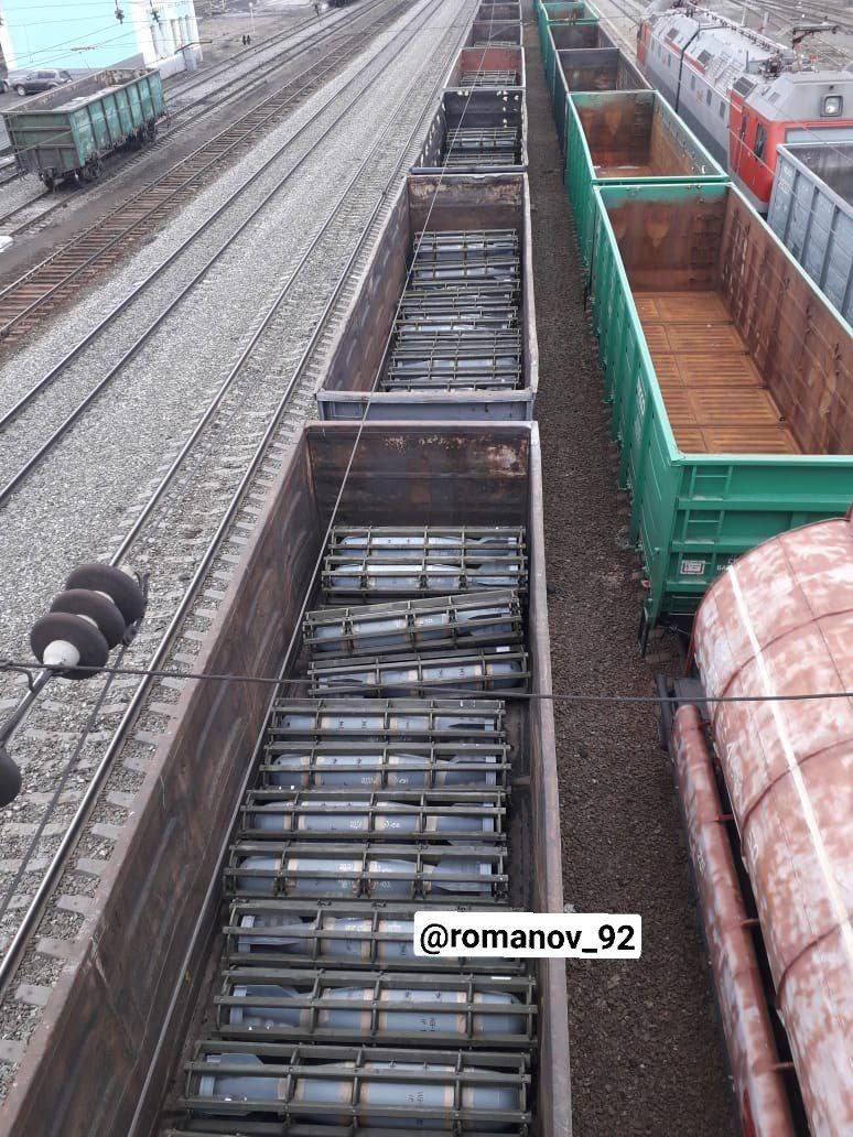 Clash Report on Twitter: "Russian Army transfers ODAB-500PMV fuel-air-explosive bomb with train ...