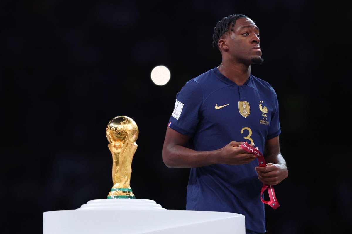 Manchester United to sign Axel Disasi? - Football Extras