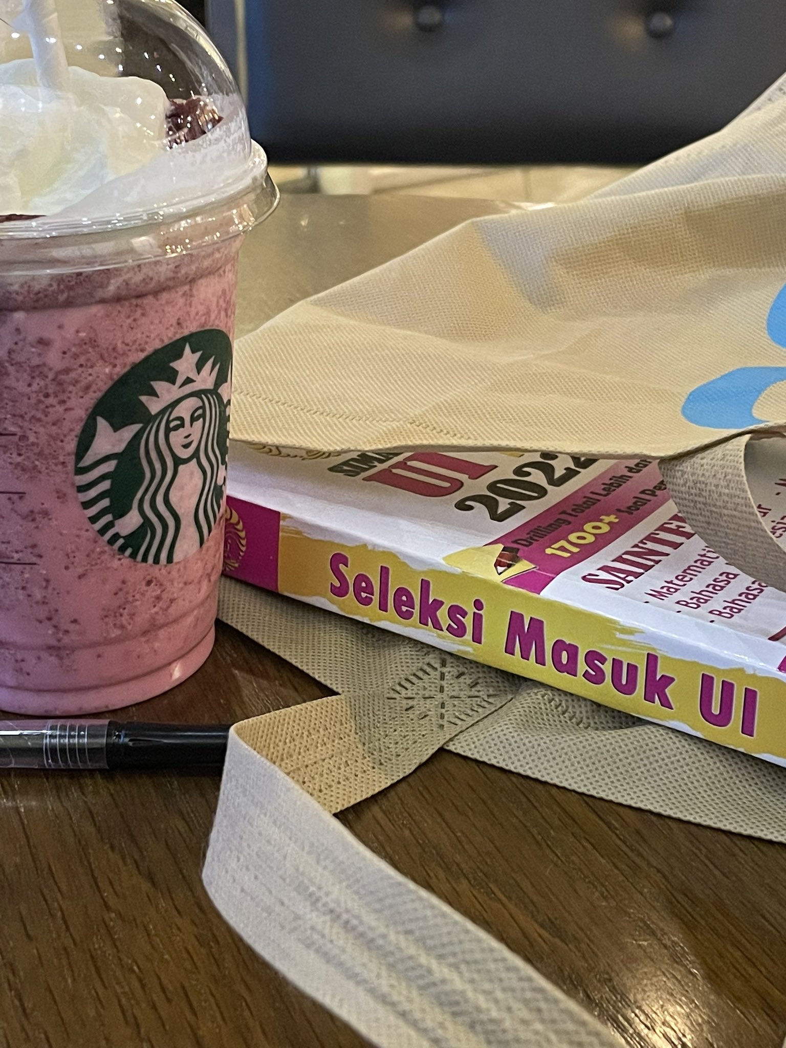 Kou || Boarding stud on Twitter: "📚🖊️ https://t.co/4HXiQyZCXQ" / Twitter