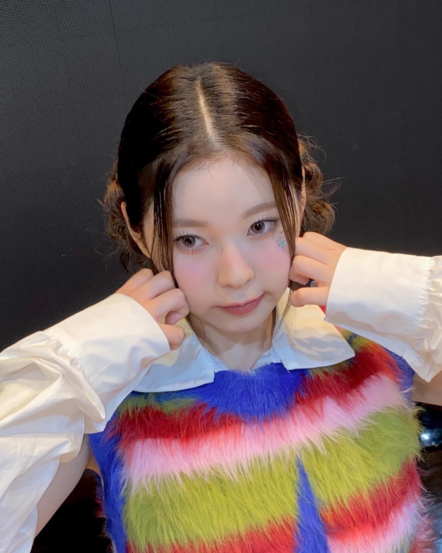 nmixx pics on Twitter: "NMIXX official instagram update with Kyujin (1/3) https://t.co ...