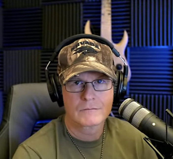 Rollo Tomassi on Twitter: "Me or the ps5? https://t.co/MqKmLpWABR" / Twitter