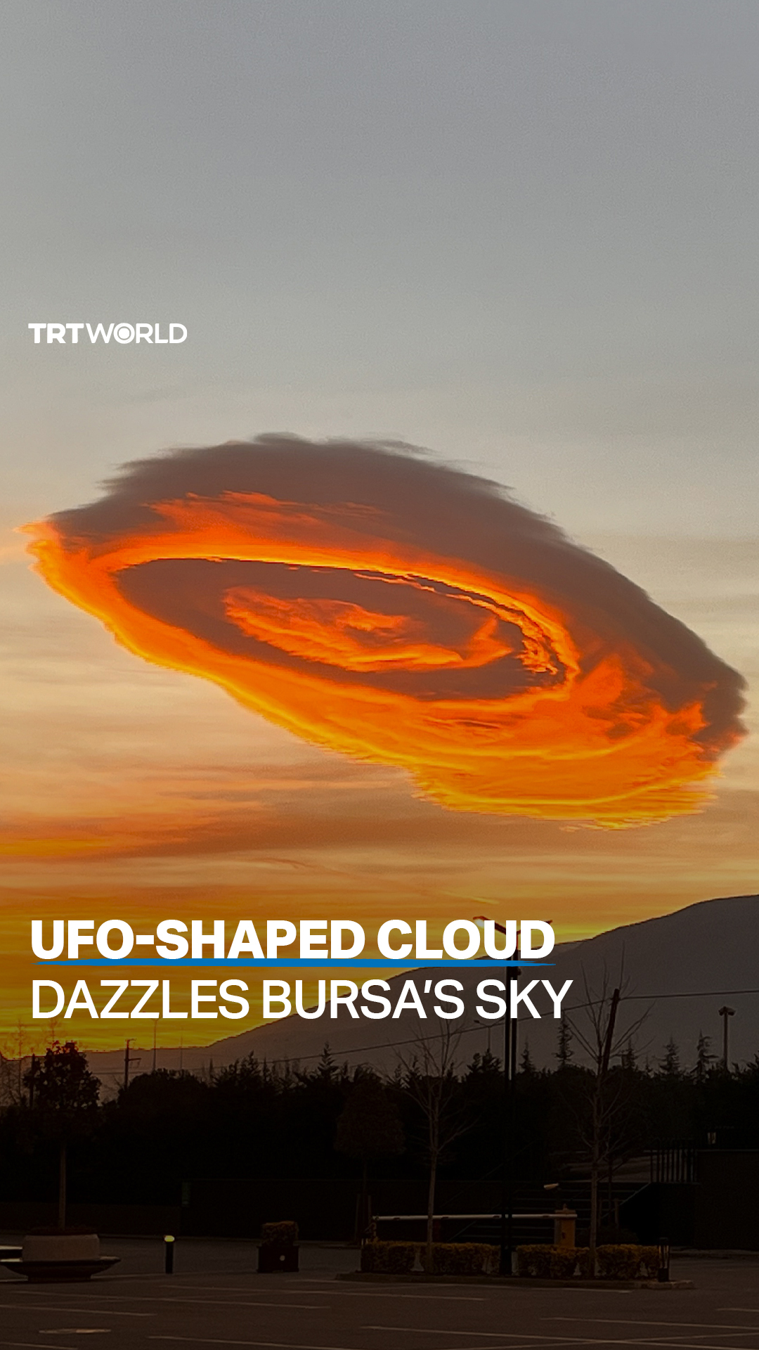 Lenticular Clouds Ufo