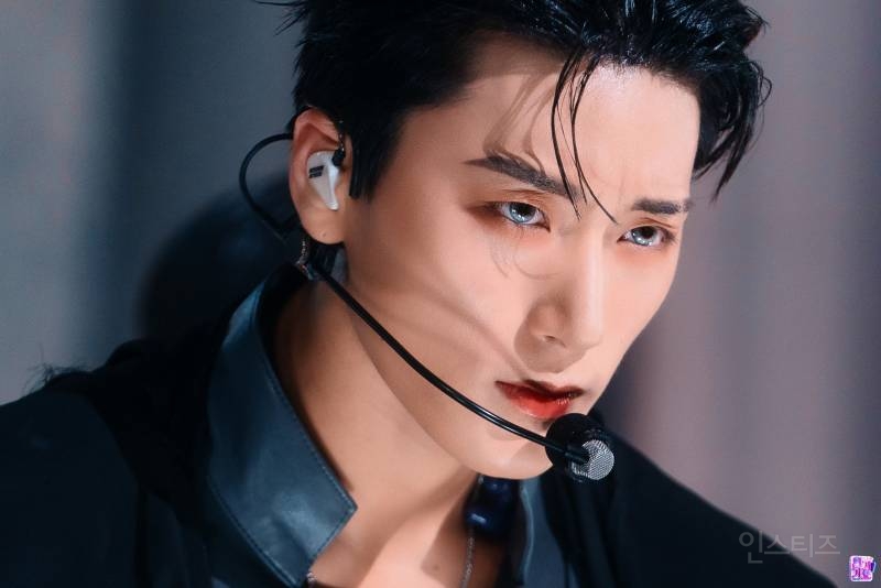 인스티즈(instiz) on Twitter: "영화 해원맥처럼 스타일링한 남돌 (링크에 더있어요👉) https://instiz.net/pt/7309441"