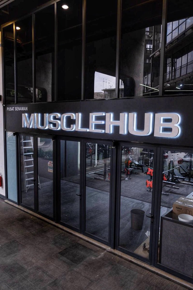 Cyberjaya Info on Twitter: "Menarik dan lawa Muscle Hub di Tamarind Square ni! Say hello to the ...