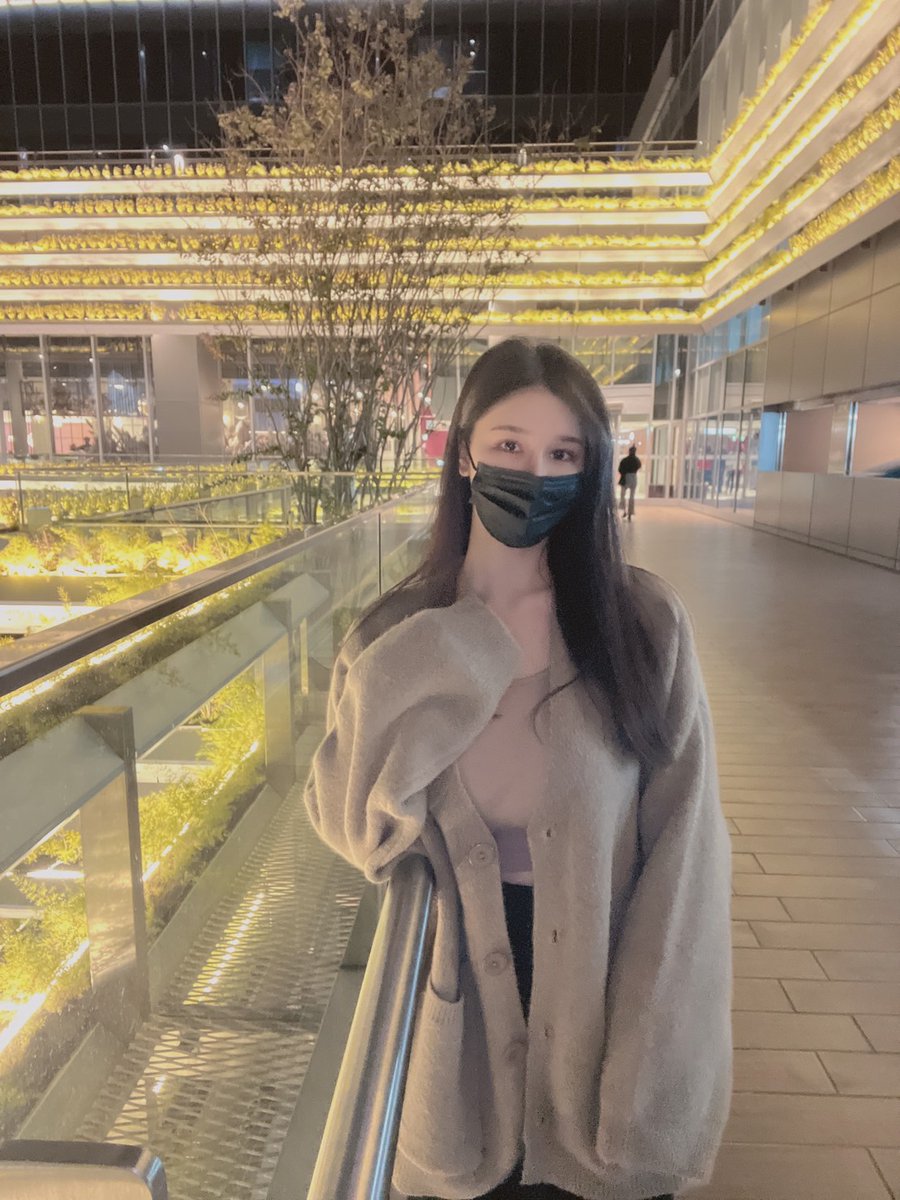 夢夢 Monmon on Twitter: "走春，將步調慢下來，享受一下寧靜 沉澱很重要，無聊可以密我，我有空會回喔 https://lin.ee/dftvOaF"