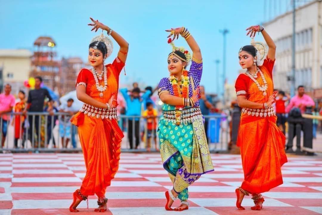 🌺Odissi, also referred to as Orissi in old literature, is a major ...