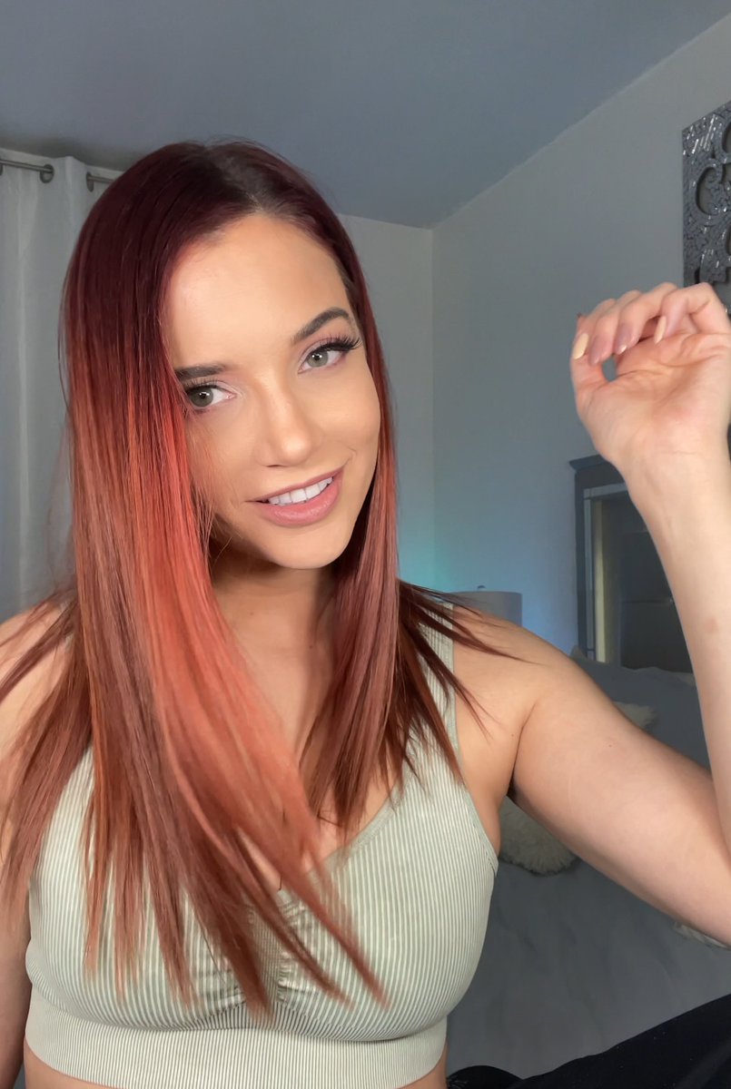 shooting some new https://t.co/8hSrXbP8g2 content today / what do u guys wanna see?? lemme know ...